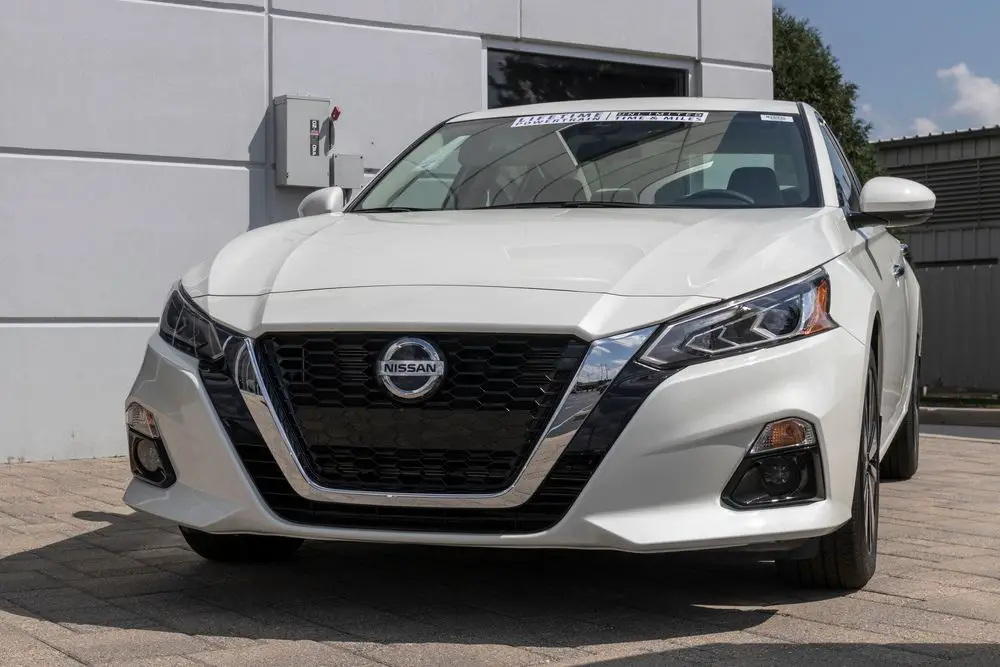 Why Won't My Nissan Altima Start? [Causes & Solutions]